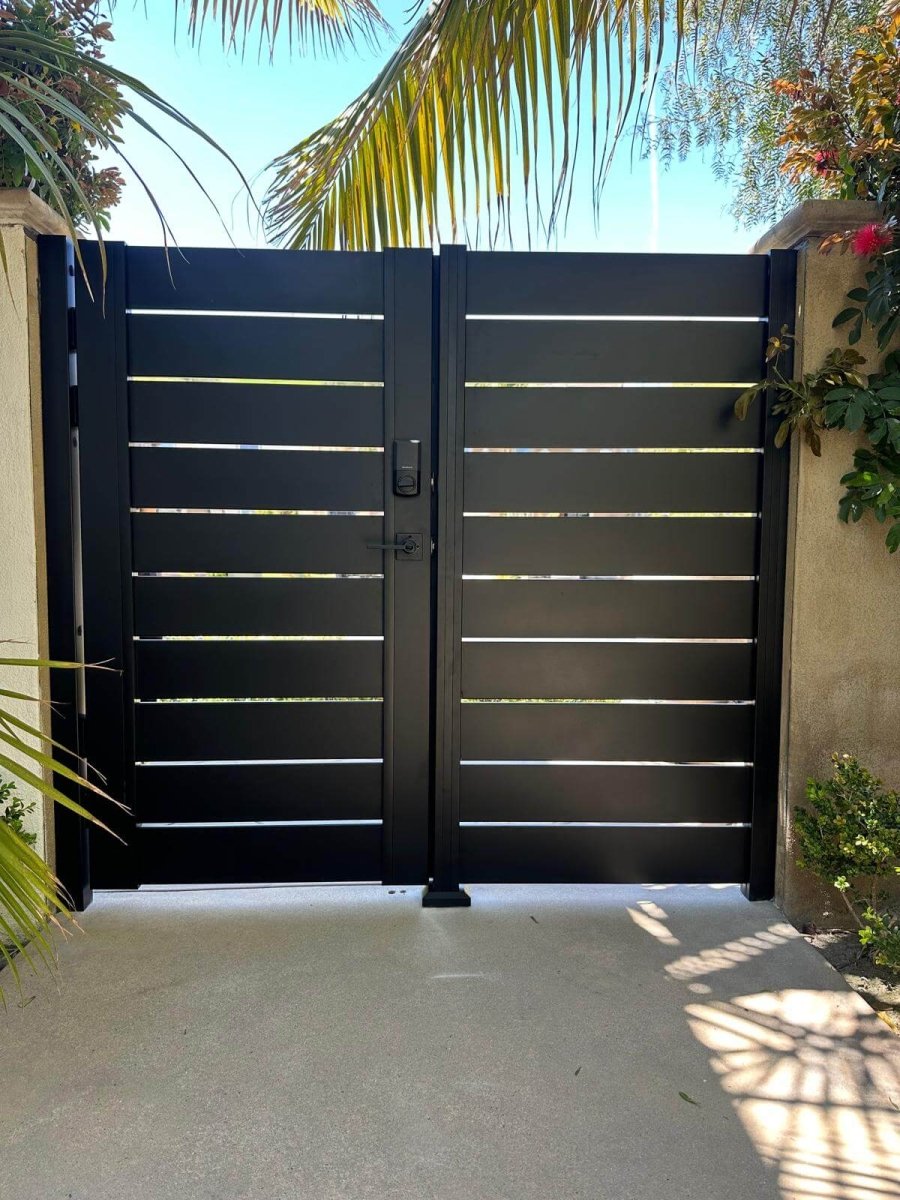 Modern Outdoor Aluminum Gate Mission VIejo